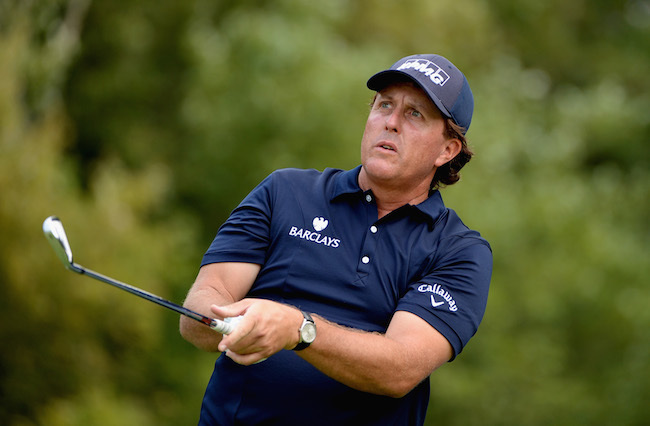 Phil Mickelson extends Callaway contract