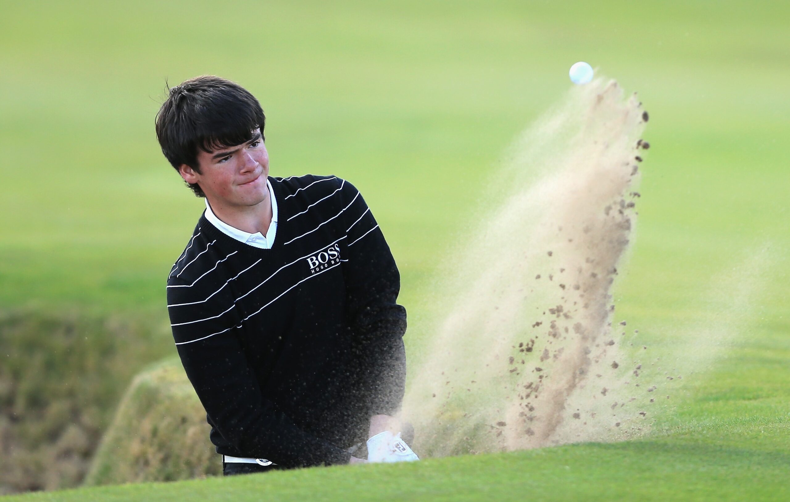 Craig Lawrie turns professional