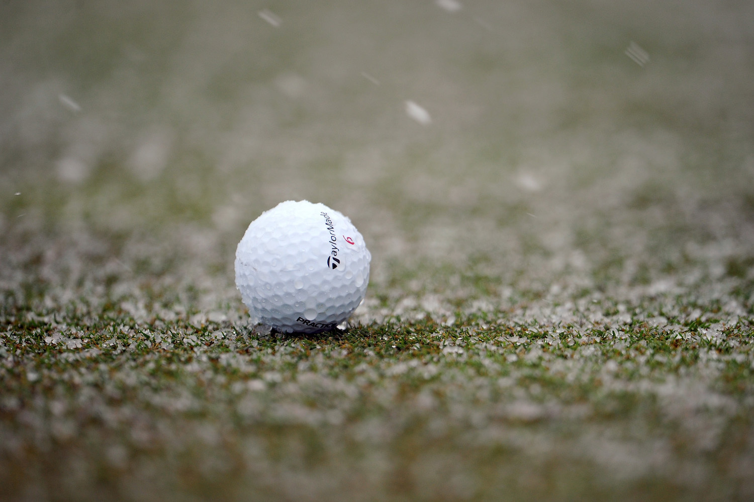 Winter Golf: Dos and Don'ts of playing in cold conditions