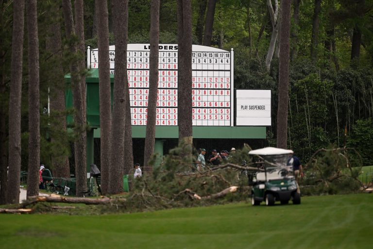 The Masters: Trees fall near patrons at Augusta National | bunkered.co.uk