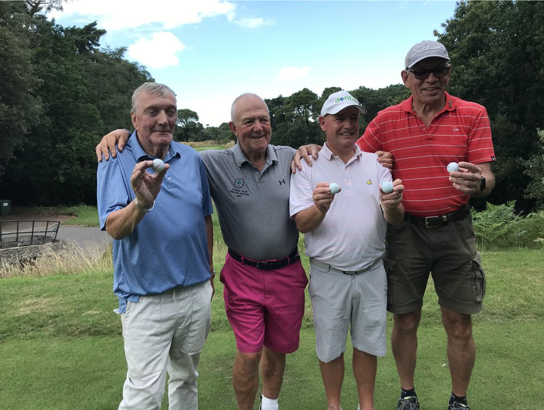 Amateur golfers achieve 'impossible' hole-in-one feat in club comp