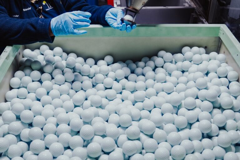 How is a golf ball made? We visit the TaylorMade golf ball factory
