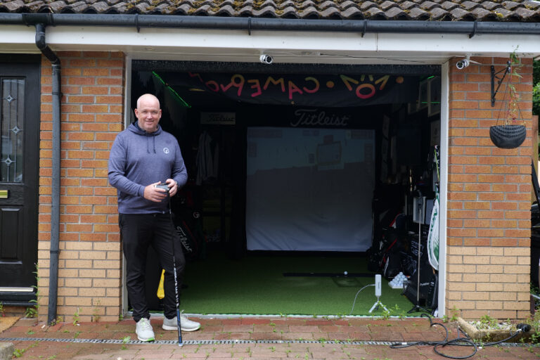 How to build your own indoor golf den