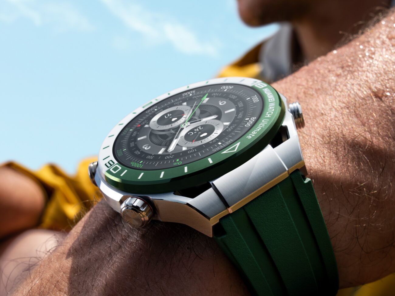 12 reasons why the Huawei Watch Ultimate golf edition watch is for you