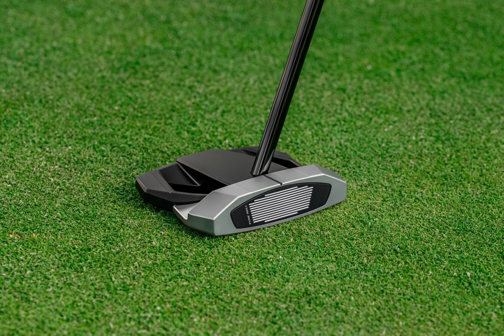 I tried the TaylorMade Spider ZT putter. It wasn't what I expected.