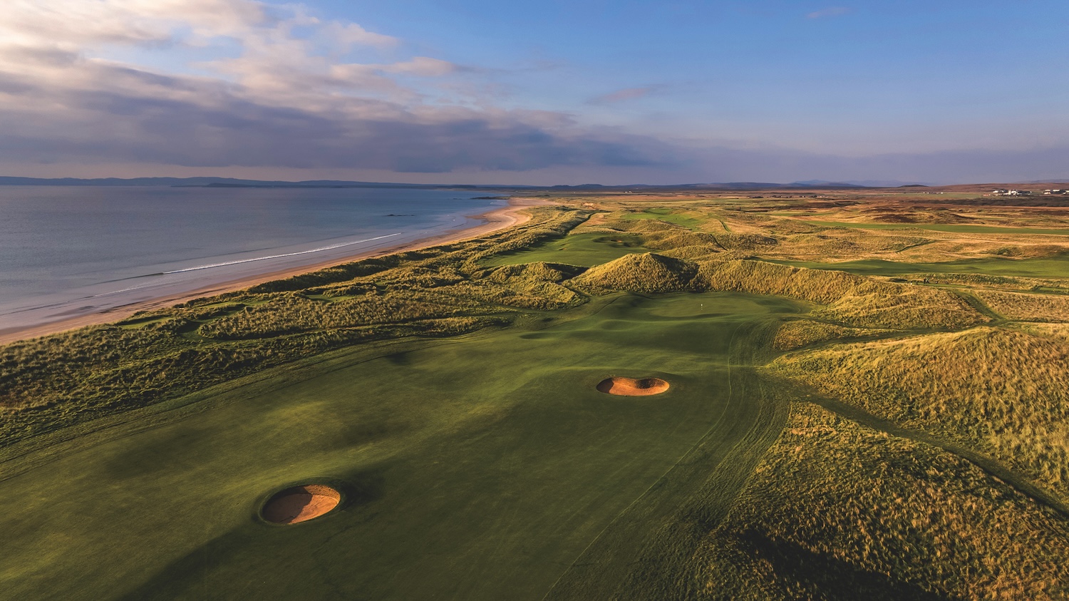 Win a fantastic golf break at Another Place, The Machrie | bunkered.co.uk