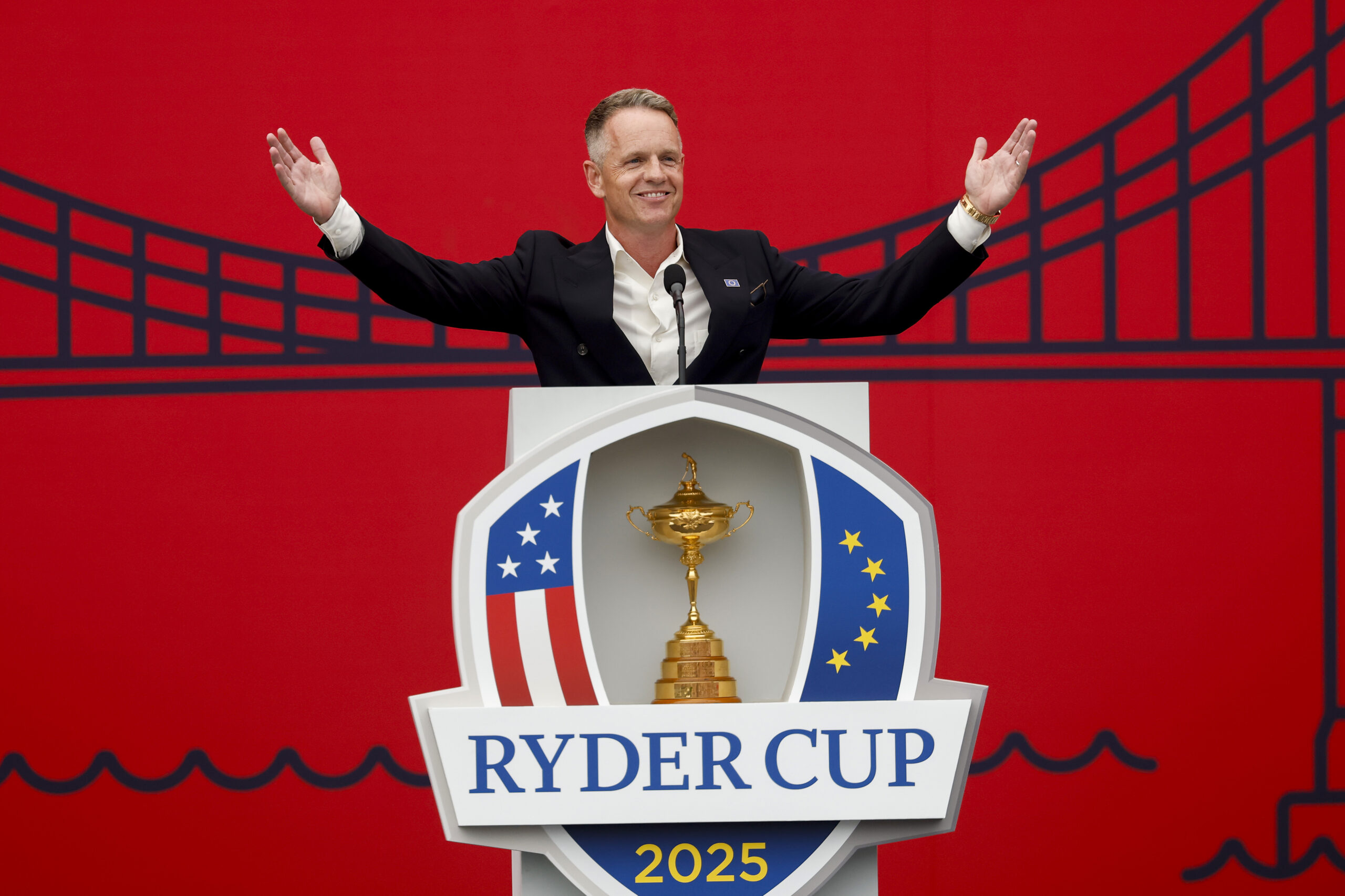 Ryder Cup: Luke Donald steals the show at Opening Ceremony