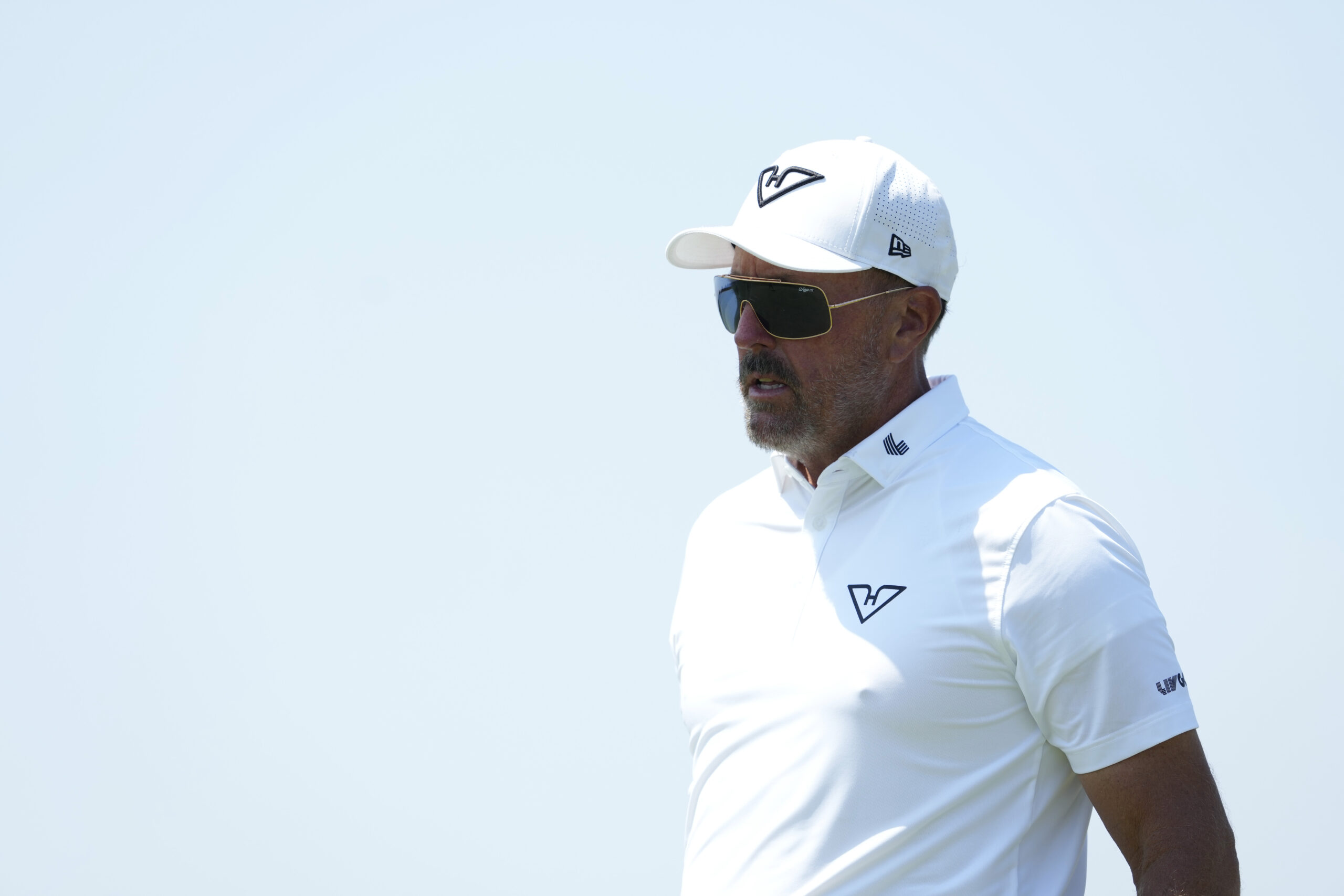 Phil Mickelson reacts to ex-LIV golfer joining PGA Tour