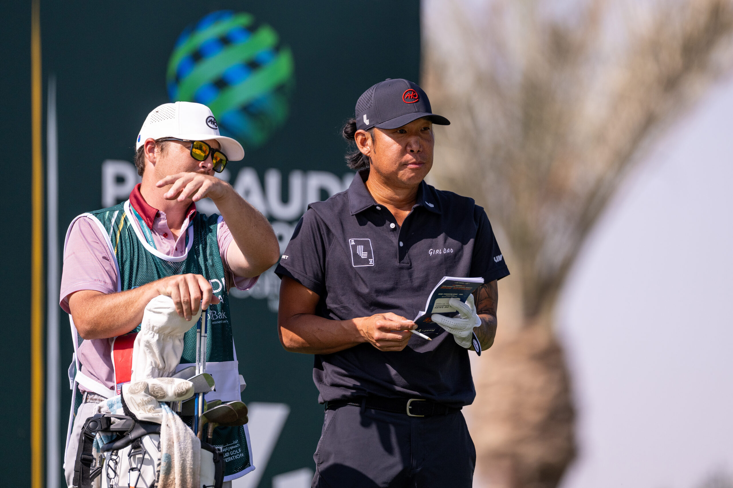 Anthony Kim storms into contention at $5 million Tour event